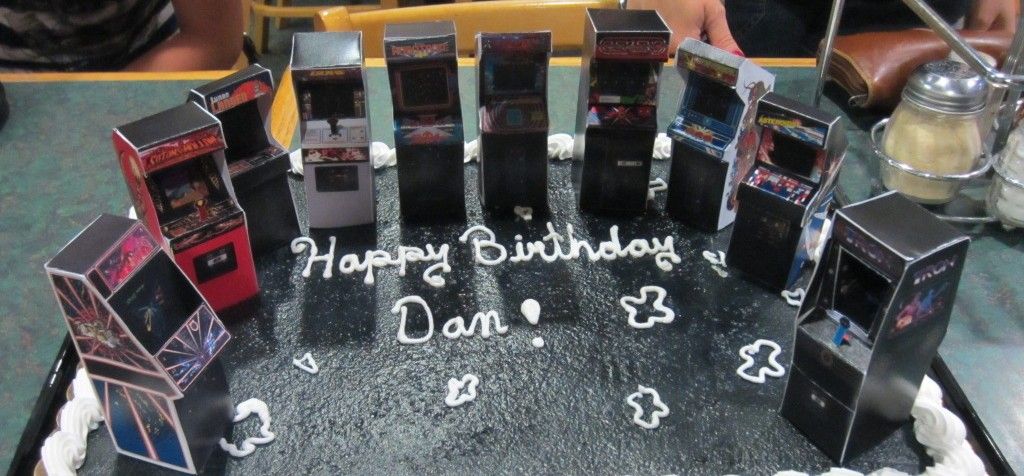 Check Out this Adorable Arcade-Themed Cake