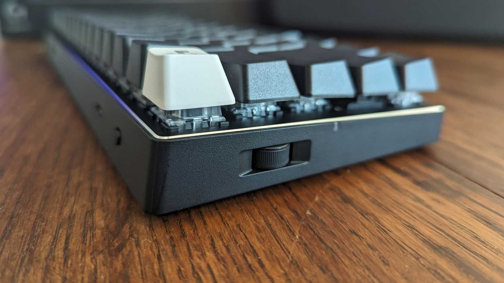 Review: LOGITECH G PRO X 60 LIGHTSPEED GAMING KEYBOARD