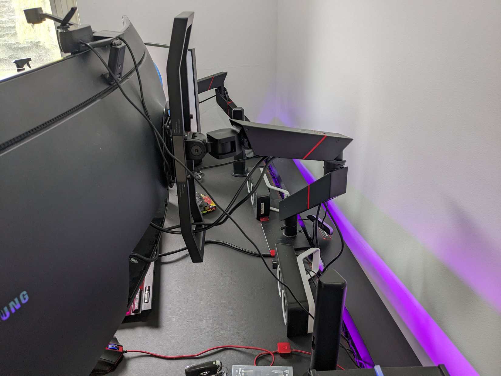 Secretlab MAGNUS Heavy Duty Monitor Arm Review