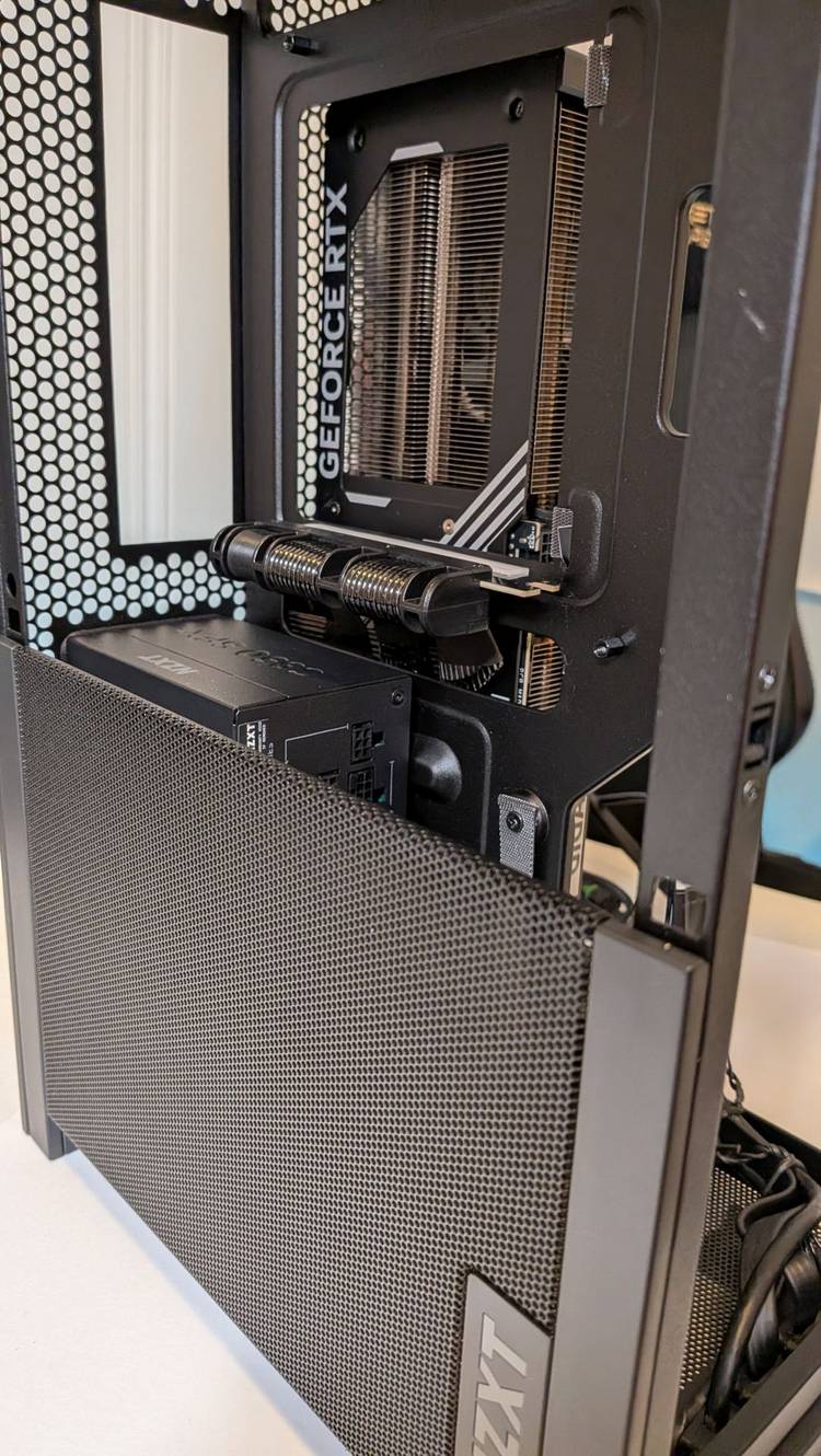 NZXT H2 Flow Mini-ITX Case Review: Enhanced Airflow & Cooling
